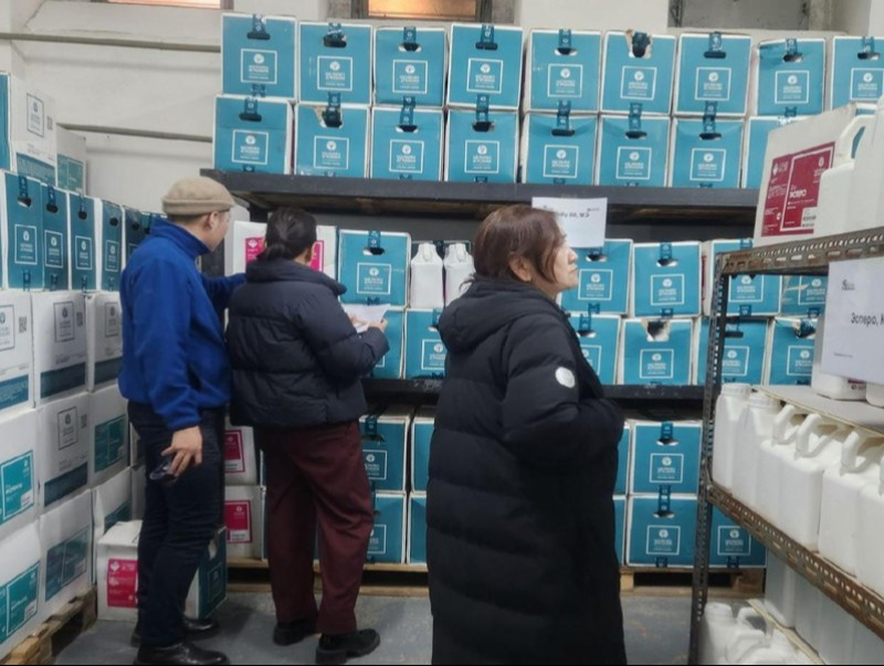 Ургамал хамгааллын бодис импортлогч борлуулагч ААН үүдэд хяналт шалгалт хийлээ